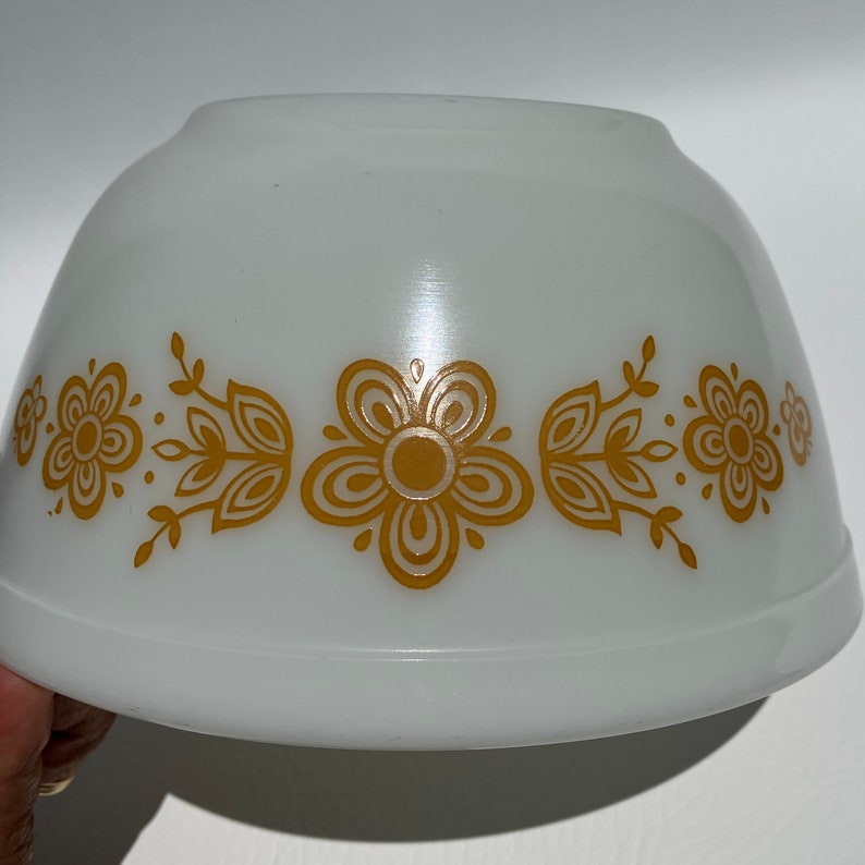 Vintage 1970's Pyrex Butterfly Gold Mixing Bowl Vintage Nesting Bowl ...