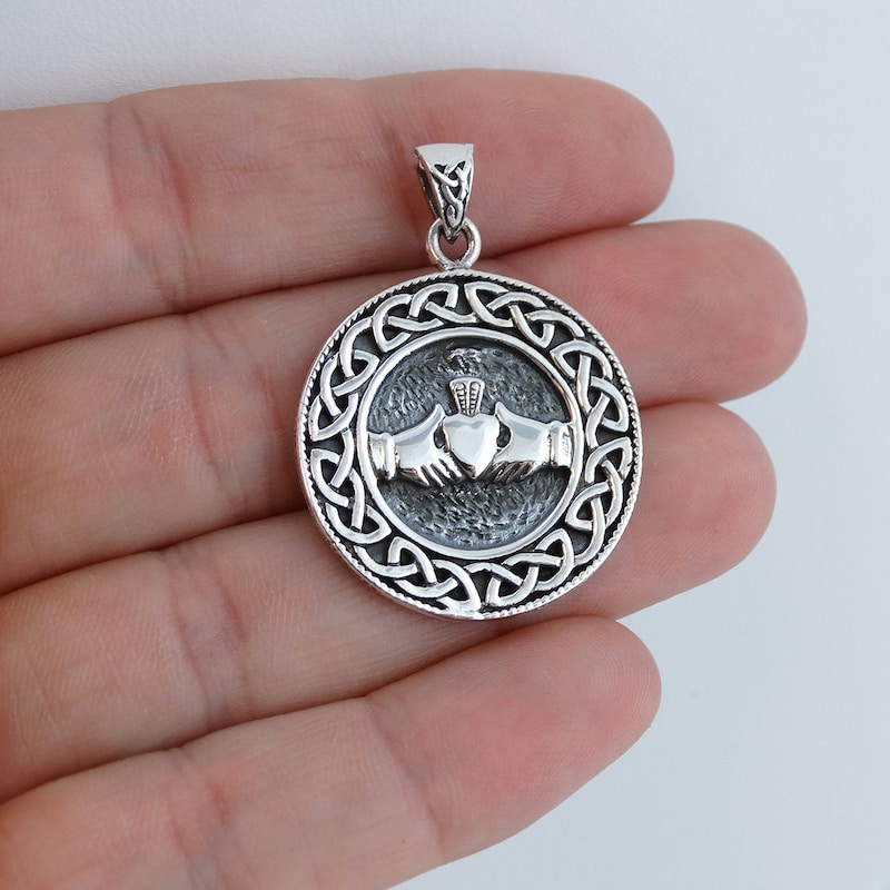 Claddagh - Etsy