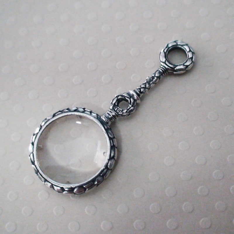 Magnifying Glass Pendant - Etsy