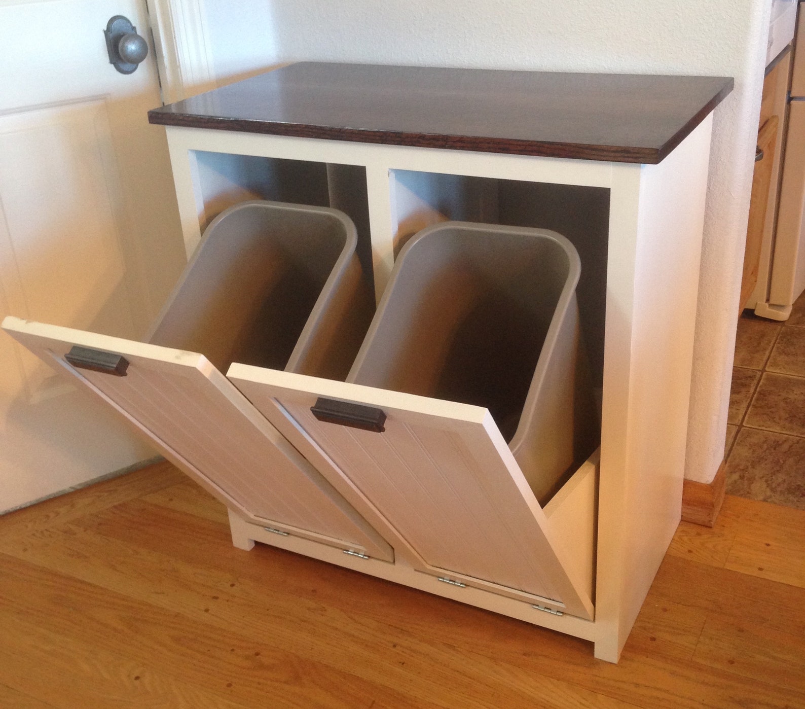 Tilt-out Garbage and Recycling Cabinet Plans and Step-by-step Build ...