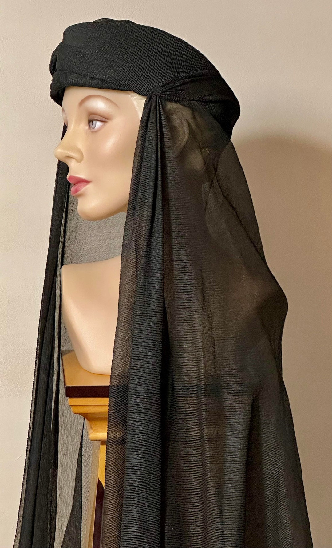 Original Bespoke Ca1900 Mourning Hat and Veil in Crepe Anglaise. 2145 ...