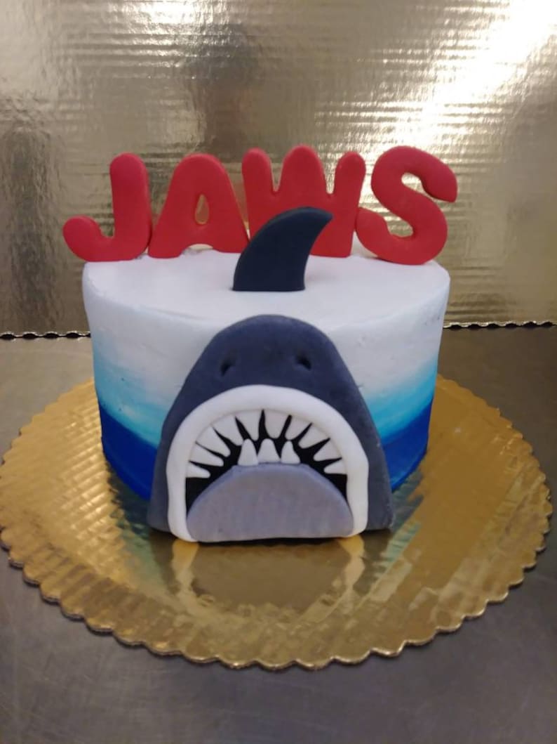 Jaws Shark Cake Topper Set | Etsy