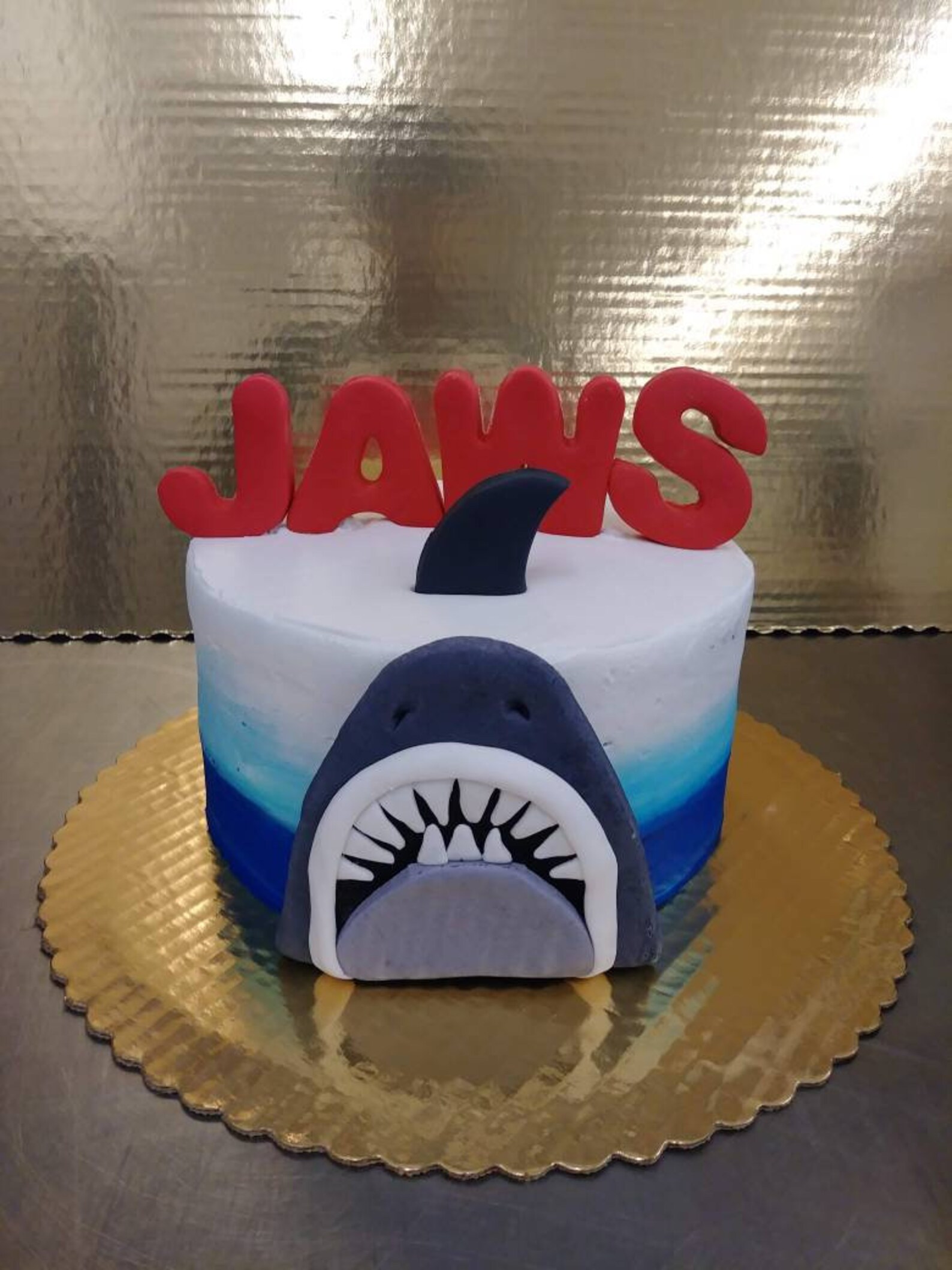 Jaws Shark Cake Topper Set | Etsy