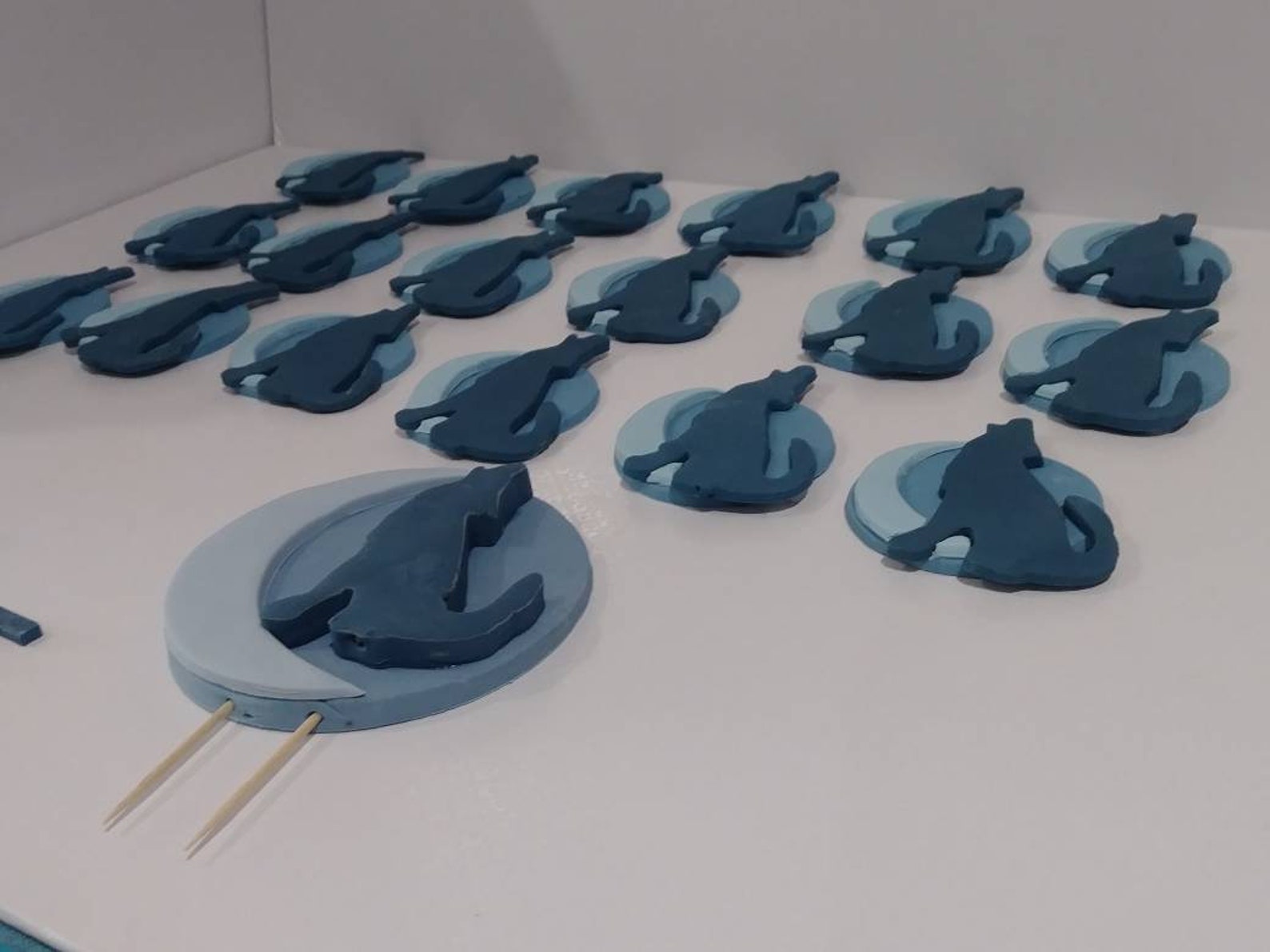 Fondant Wolf Cupcake Toppers Cake Topper 5 Letters/numbers | Etsy