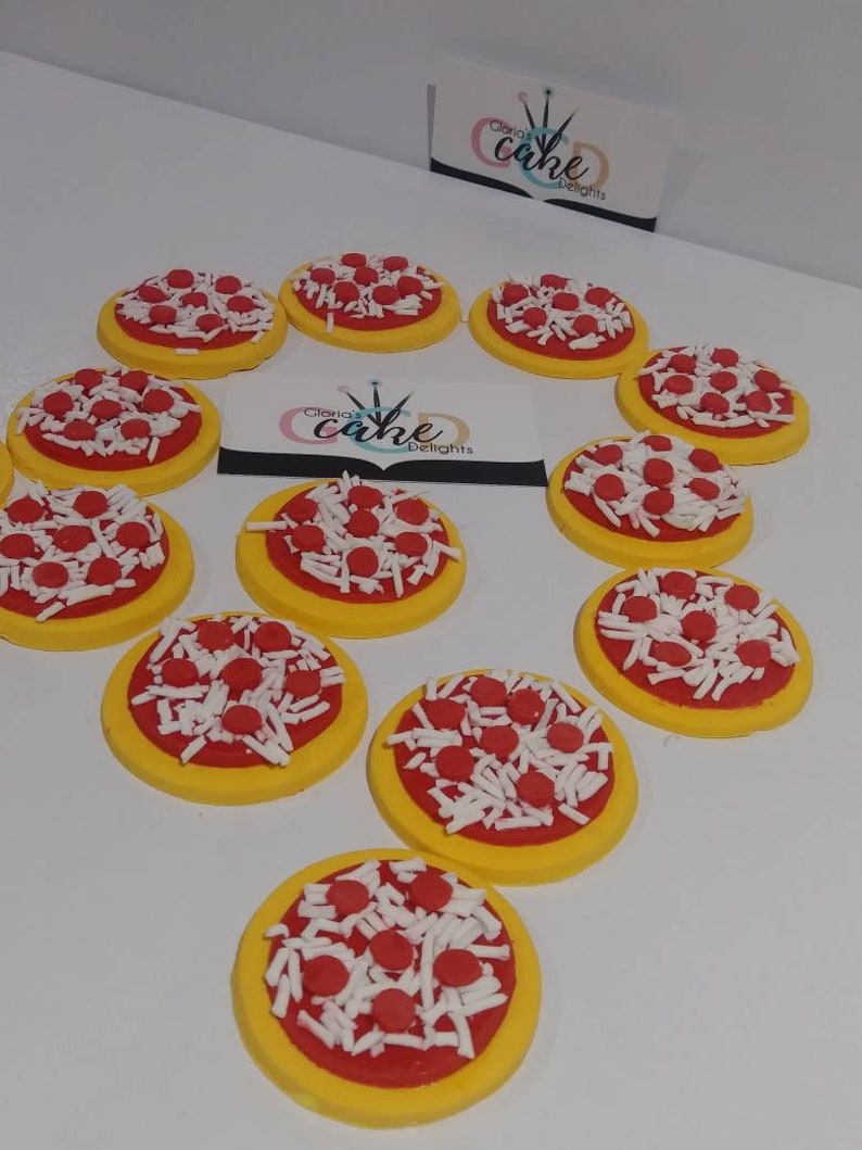Fondant Pizza Cupcake Topper - Etsy