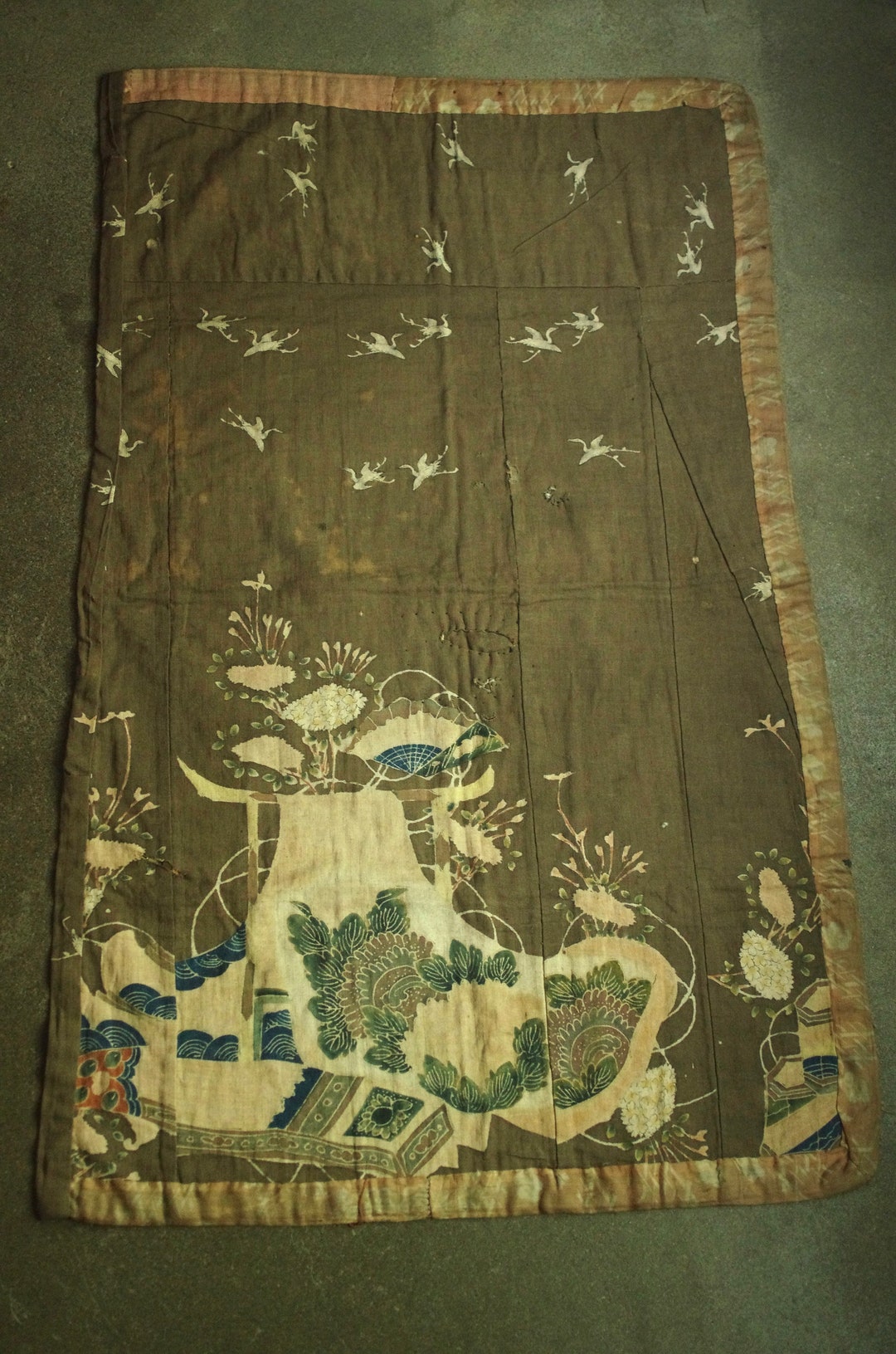 A Rug With Tsutsugaki Yuzen Patterns From the End of the Edo Period to ...