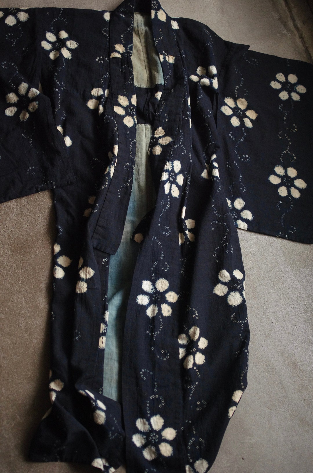 A Yukata Made From Indigo-dyed asamai-shibori Cotton From the Meiji ...