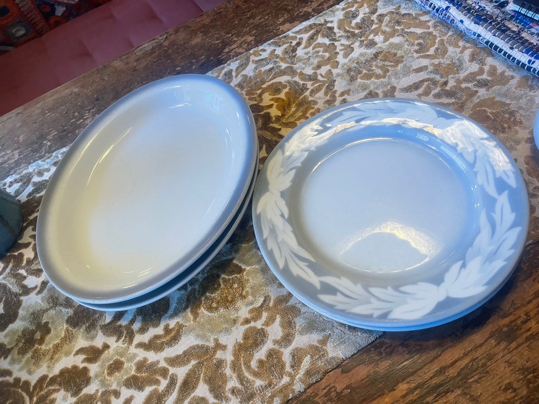 4 Vintage Restaurantware Plates, Oval & Round-free Shipping - Etsy