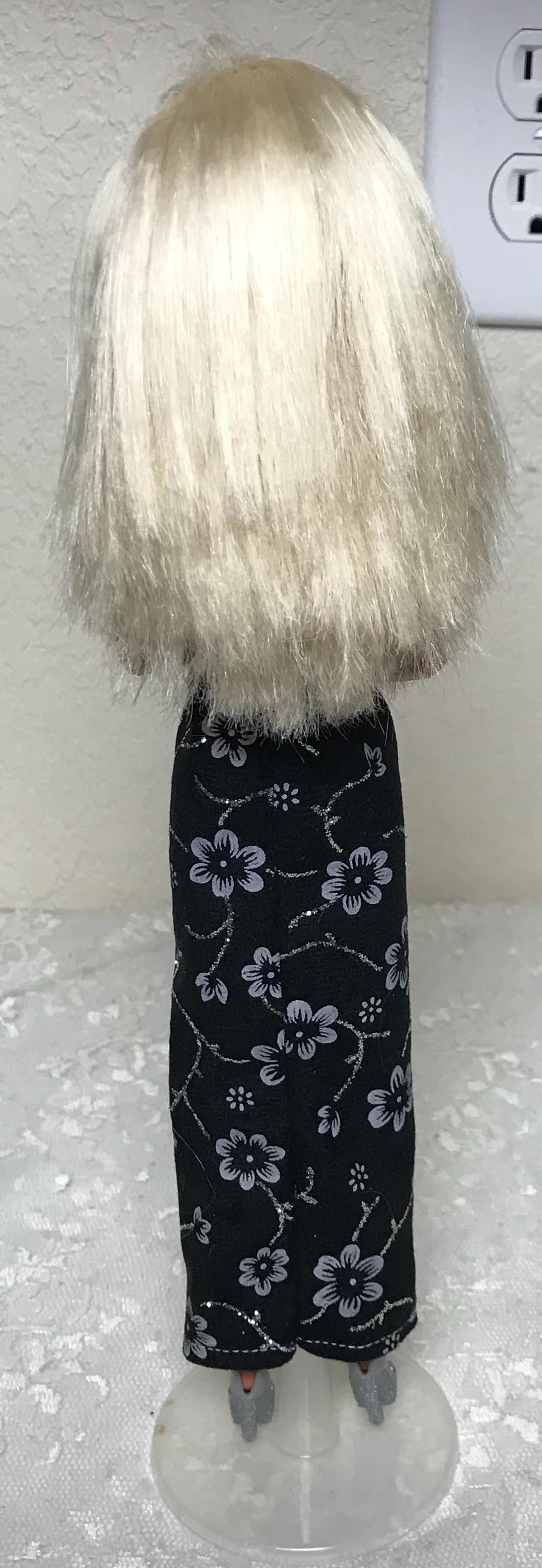 1976 Mattel Laughing Barbie Blonde Hair Blue Eyes Knees Bend Twist N ...