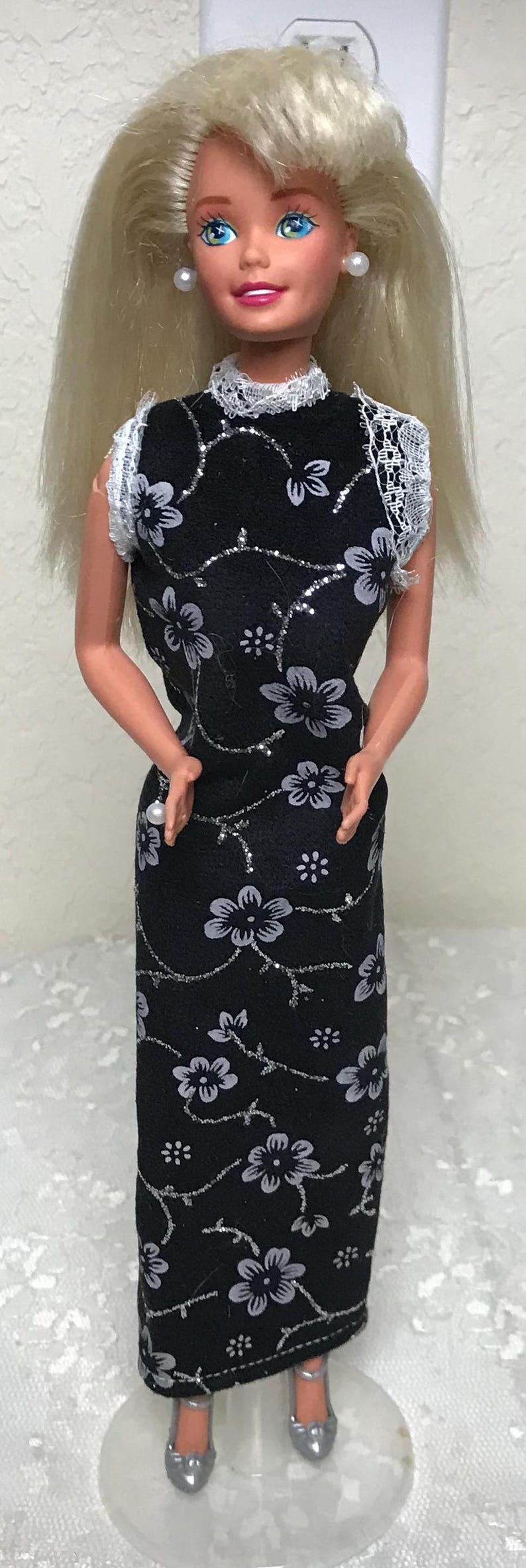 1976 Mattel Laughing Barbie Blonde Hair Blue Eyes Knees Bend Twist N ...