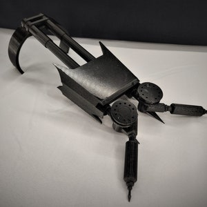 GRAPPLE GAUNTLET Superhero Prop 3D Printed Replica - Etsy UK