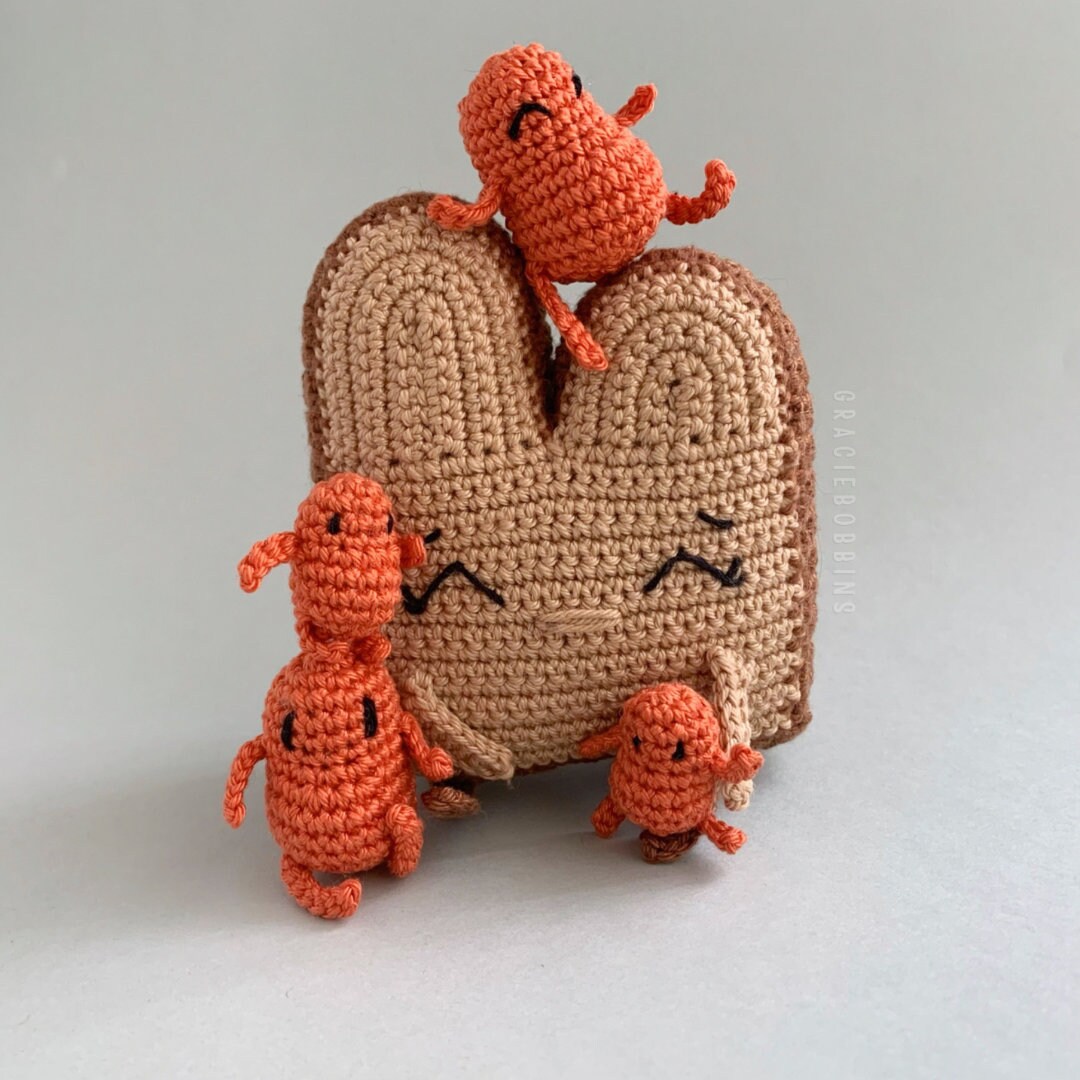 Beans on Toast Amigurumi Crochet Pattern, Crochet Toast Pattern ...