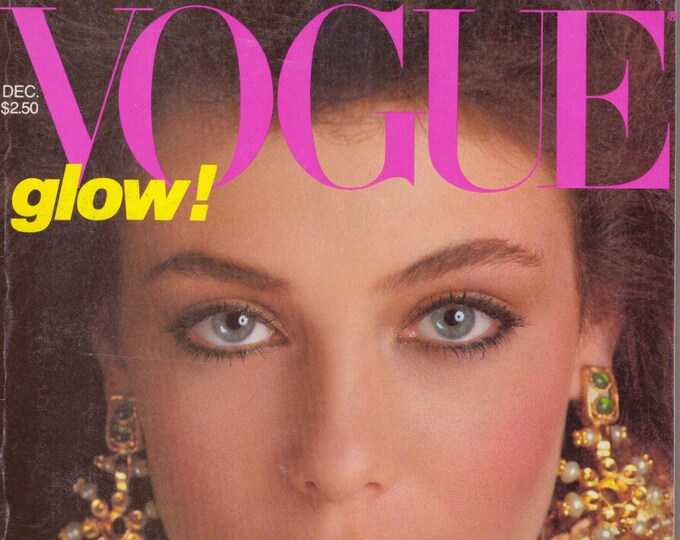 1981 Vogue Vintage Fashion Magazine Diana Ross William Hurt Greta Garbo ...