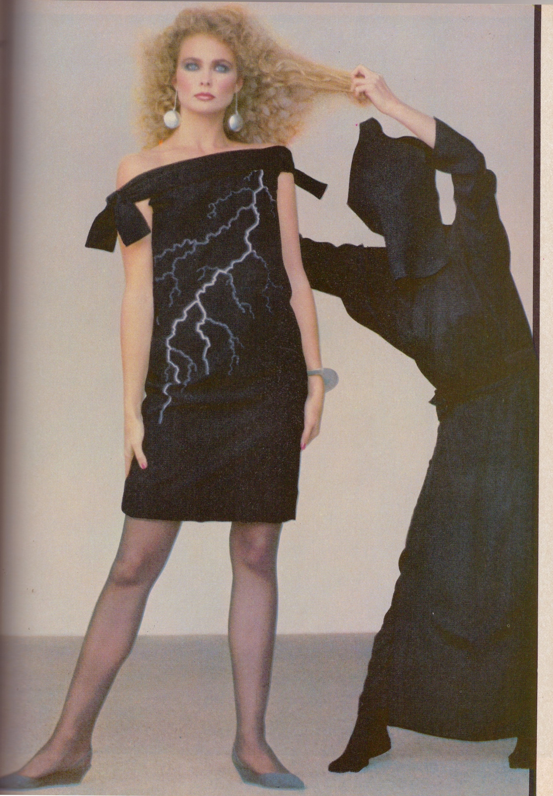 1981 Vogue Vintage Fashion Magazine Carol Alt Bill Blass Andie ...