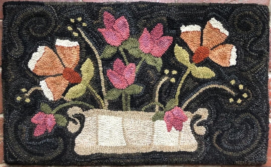 SPRING BOUQUET TWO - Rug Hooking Pattern Designed by Therese Shick - Etsy