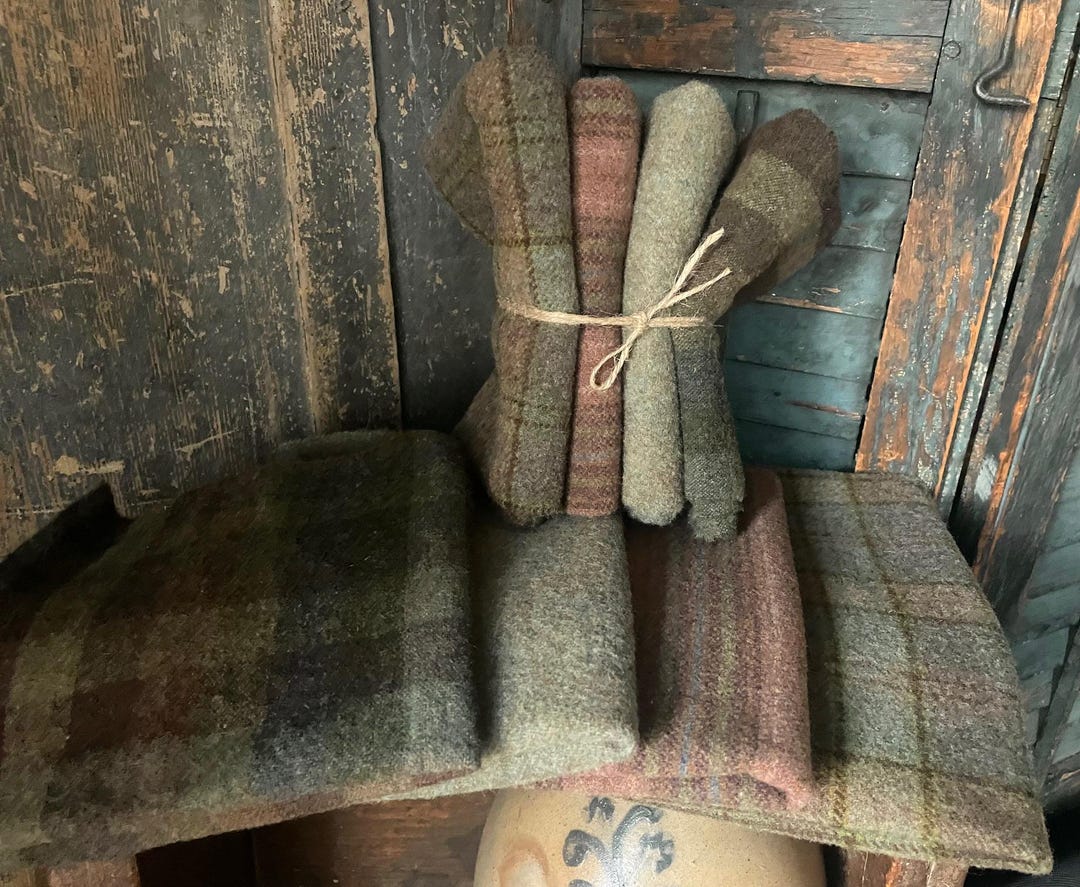 PRIMITIVE PASTEL Mixed Wool Stack 1/2 Yd Mill-dyed Premium Wool WS0112 ...