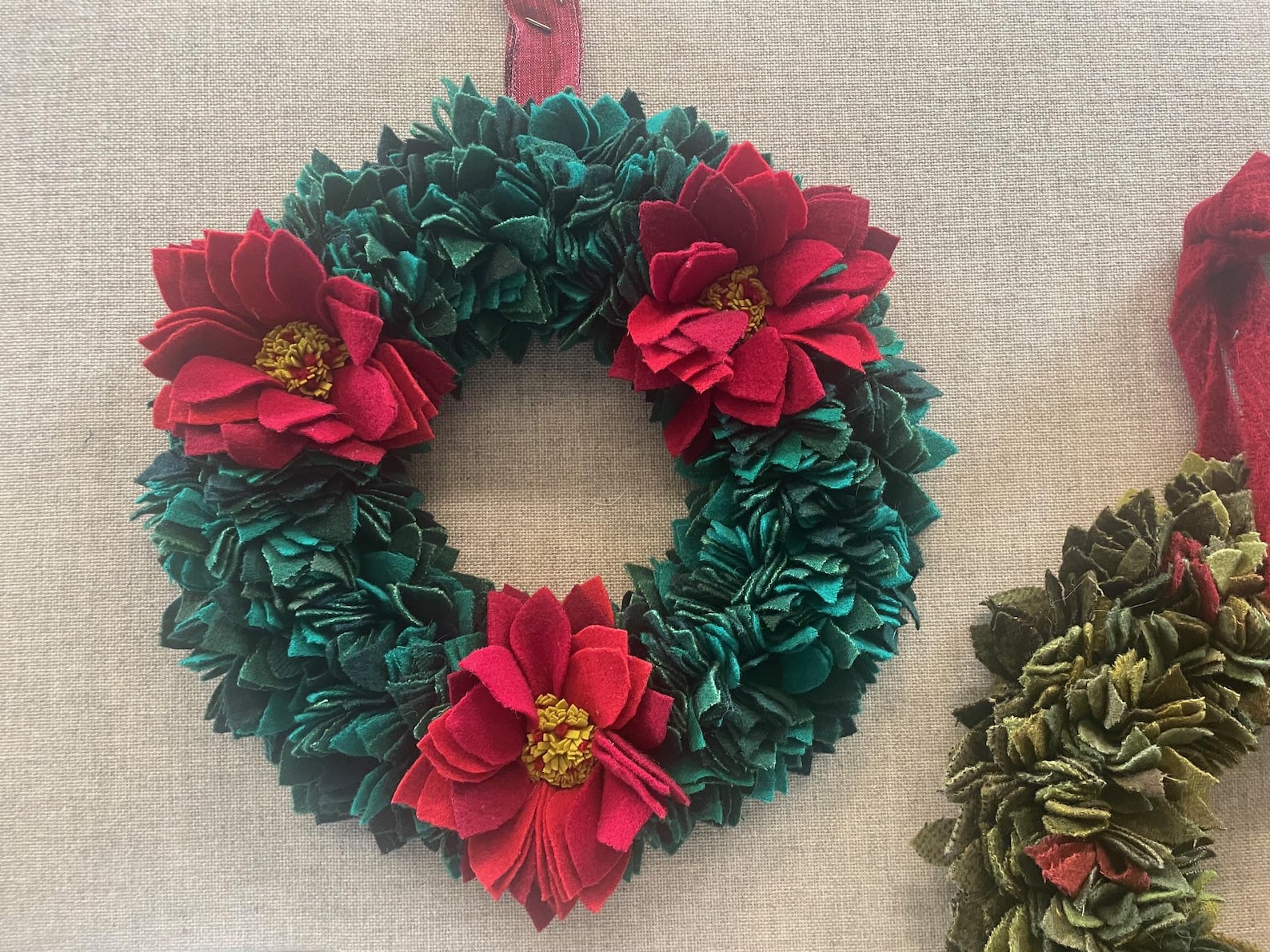 12" Proddy Wreath KIT - 3-dimentional - Designed by the Wool'n Gardener ...