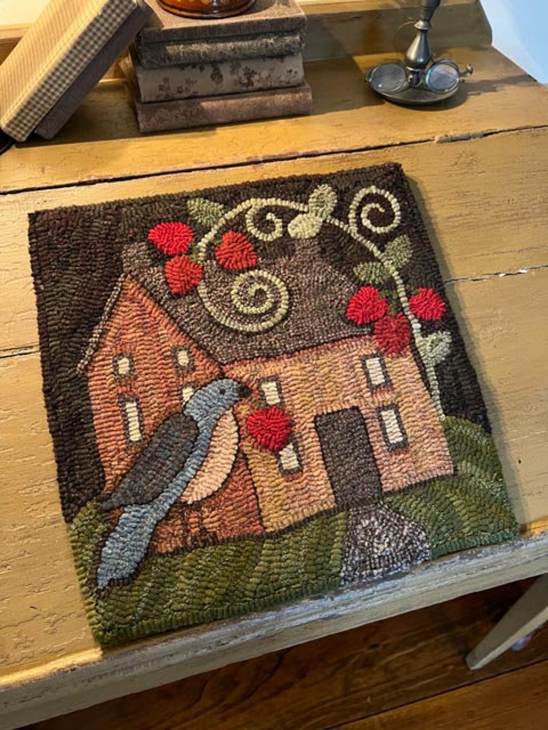 STRAWBERRY HILL (village Tile Series) - Traditional Rug Hooking Pattern ...
