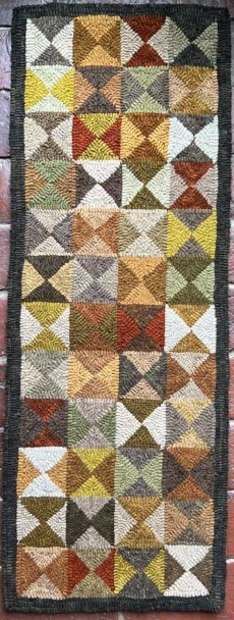 PATCHWORK RUNNER - Traditional Rug Hooking Pattern Designed by Therese ...
