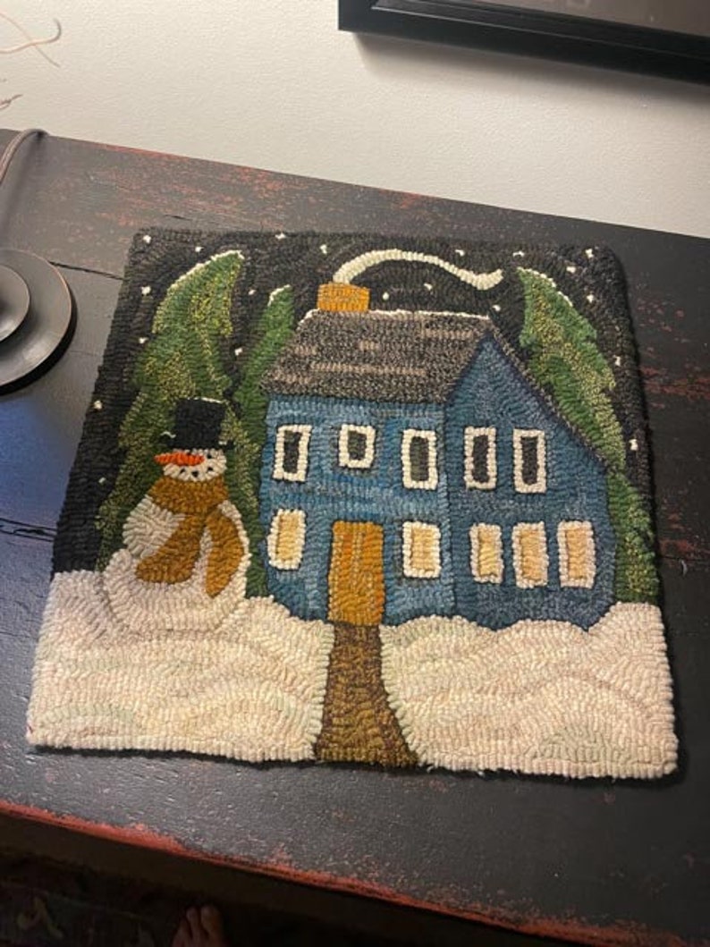 WINTER WELCOME (village Tile Series) - Traditional Rug Hooking Pattern ...