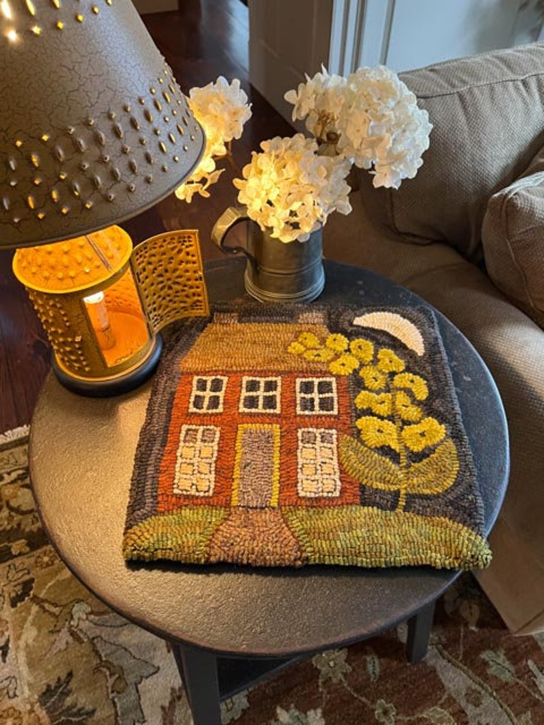 COUNTRY BRICK HOUSE (village Tile Series) - Traditional Rug Hooking ...