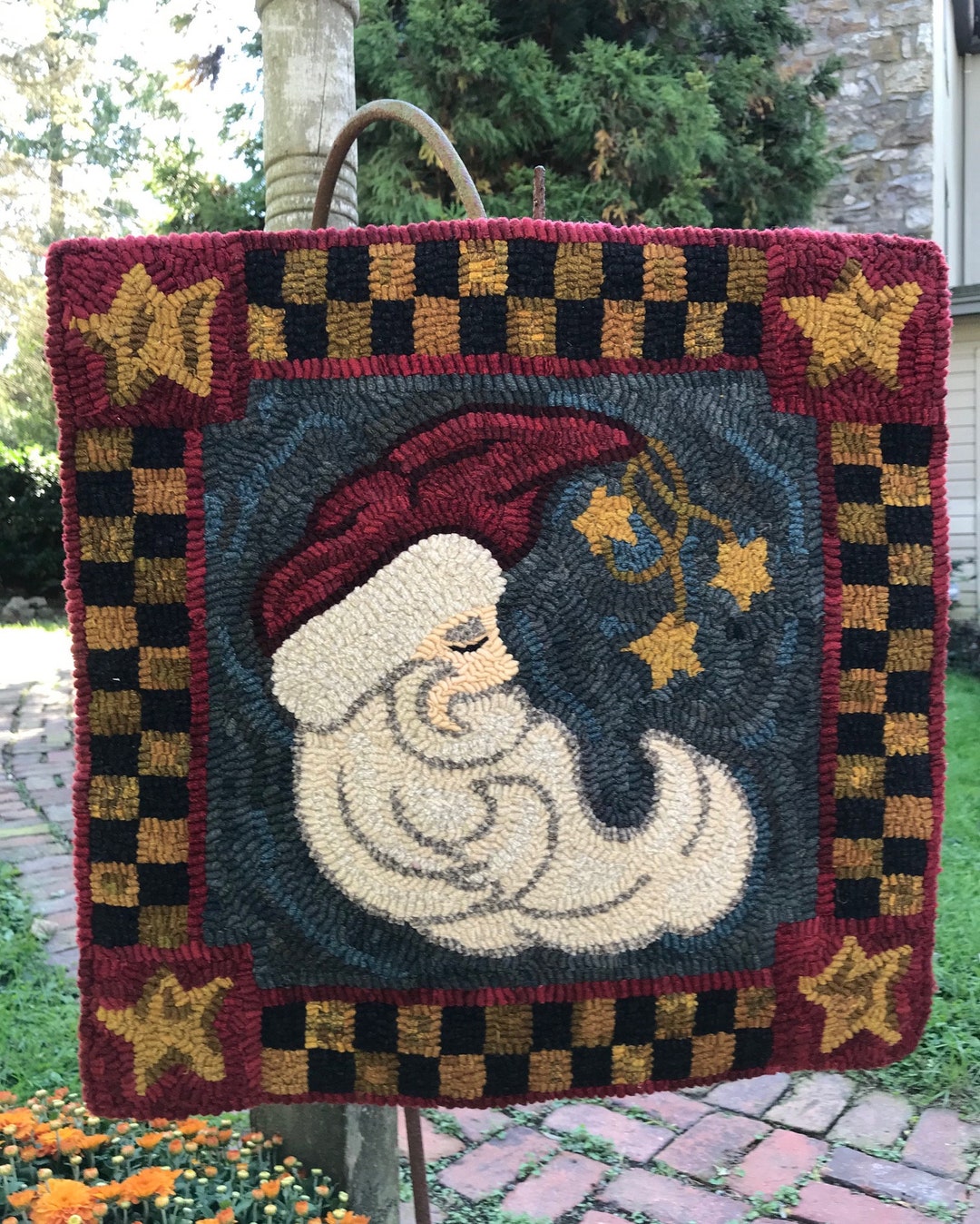 CHECKERBOARD SANTA - Rug Hooking Pattern Designed by Therese Shick - Etsy