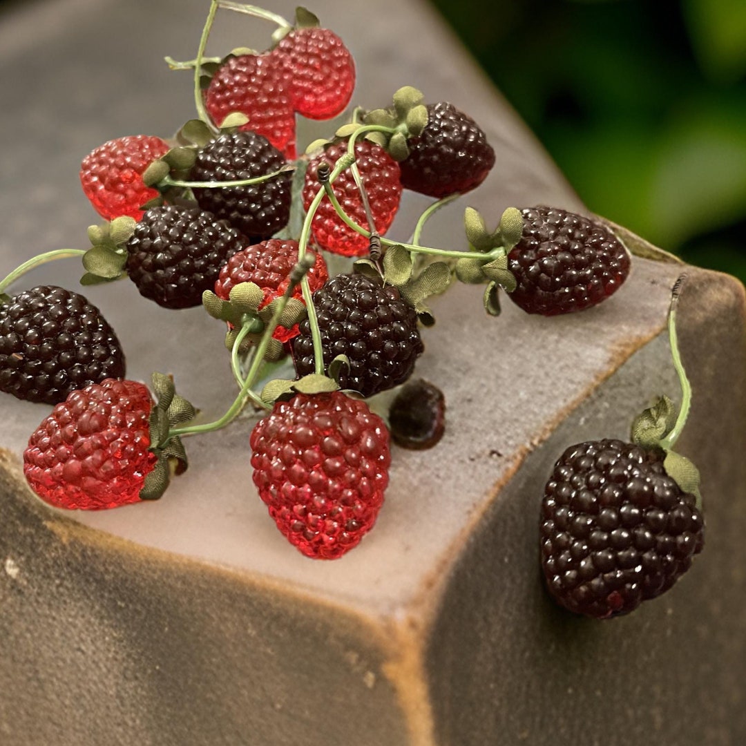 Bag of 14 Assorted Faux Raspberries - Etsy