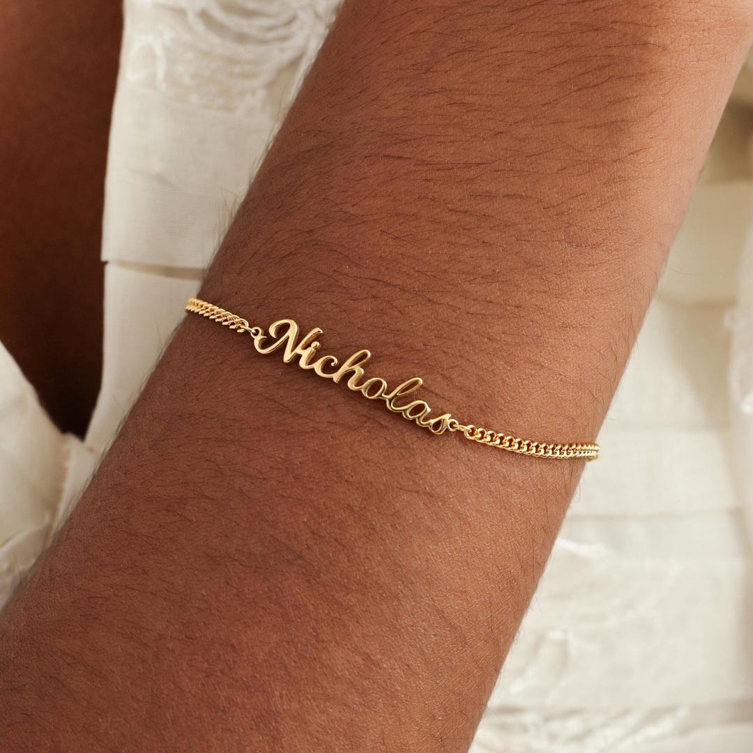 Personalized Script Name Bracelet - Curb Chain Bracelets - Names ...