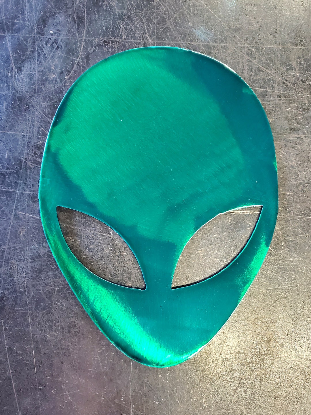 Alien Metal Art 12 - Etsy