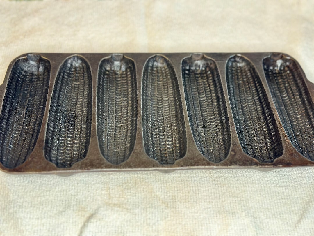 Antique Cast Iron Corn Bread Mold - Etsy