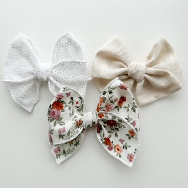 Girl Bows - Etsy