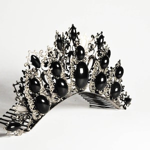 TIARA CLASSIC - Etsy