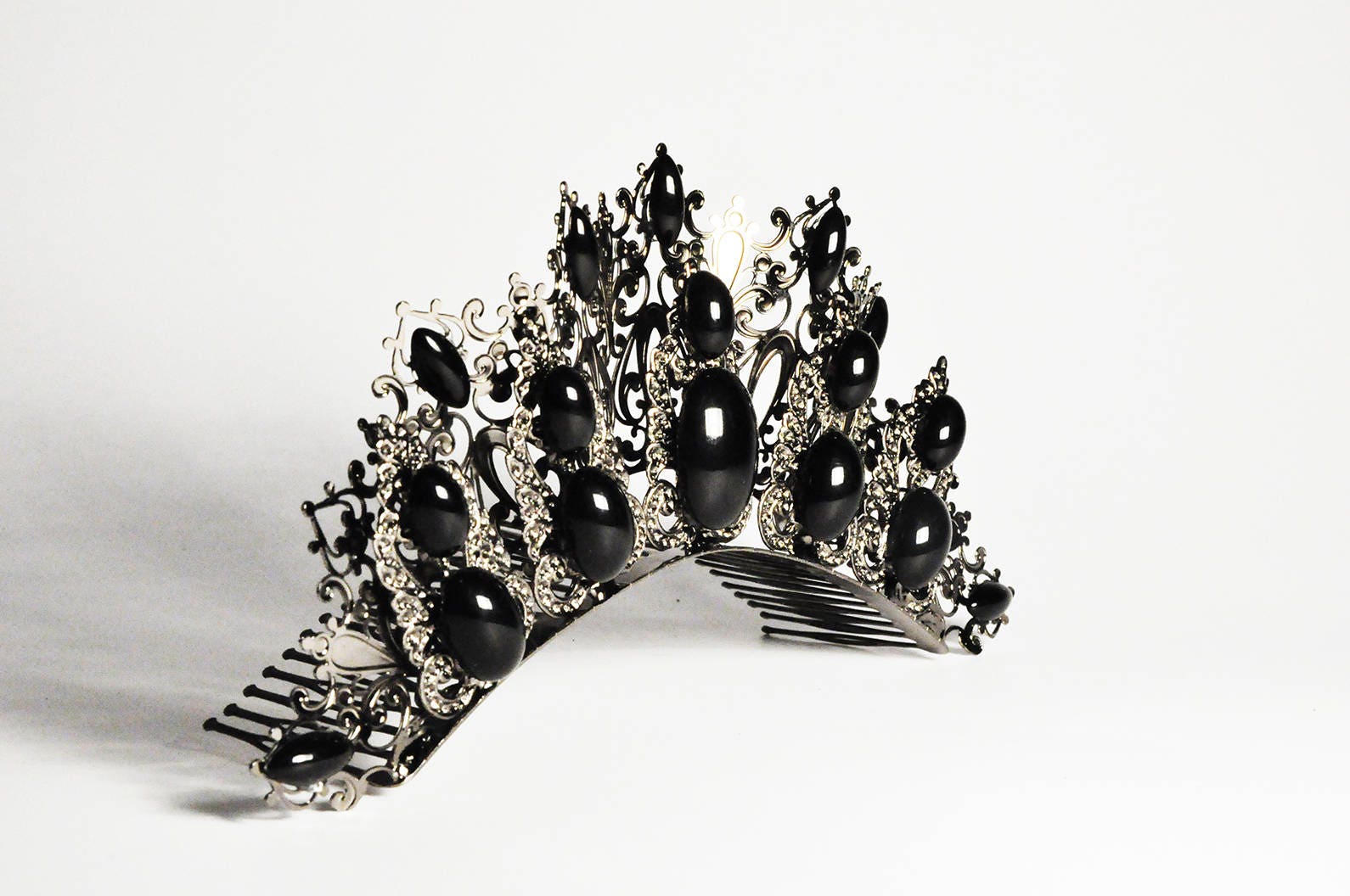 TIARA CLASSIC - Etsy