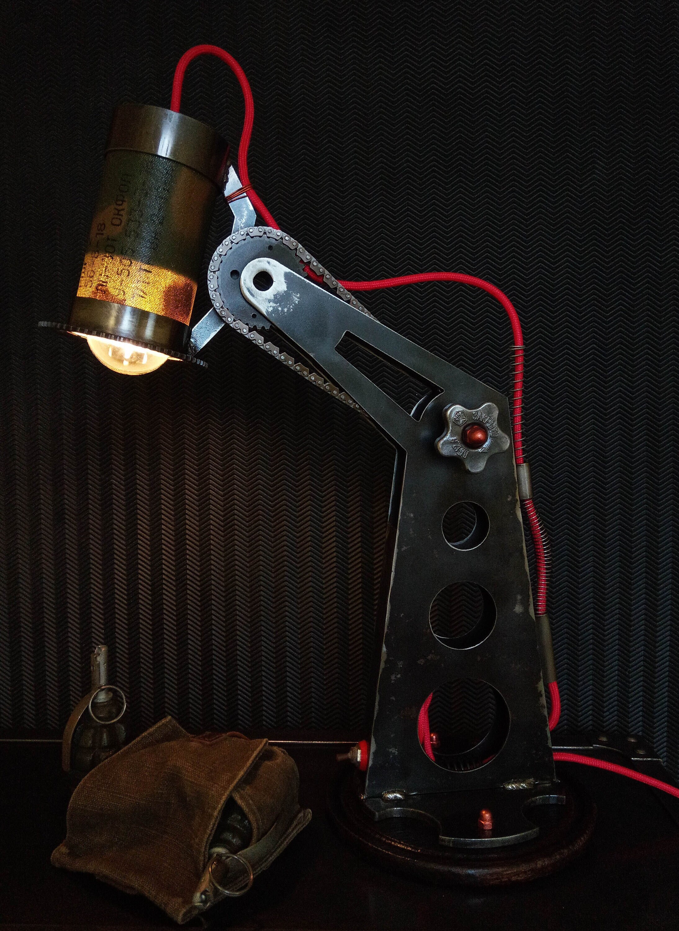 Military Army Militarist Style Table Lamp / War Steampunk Loft ...