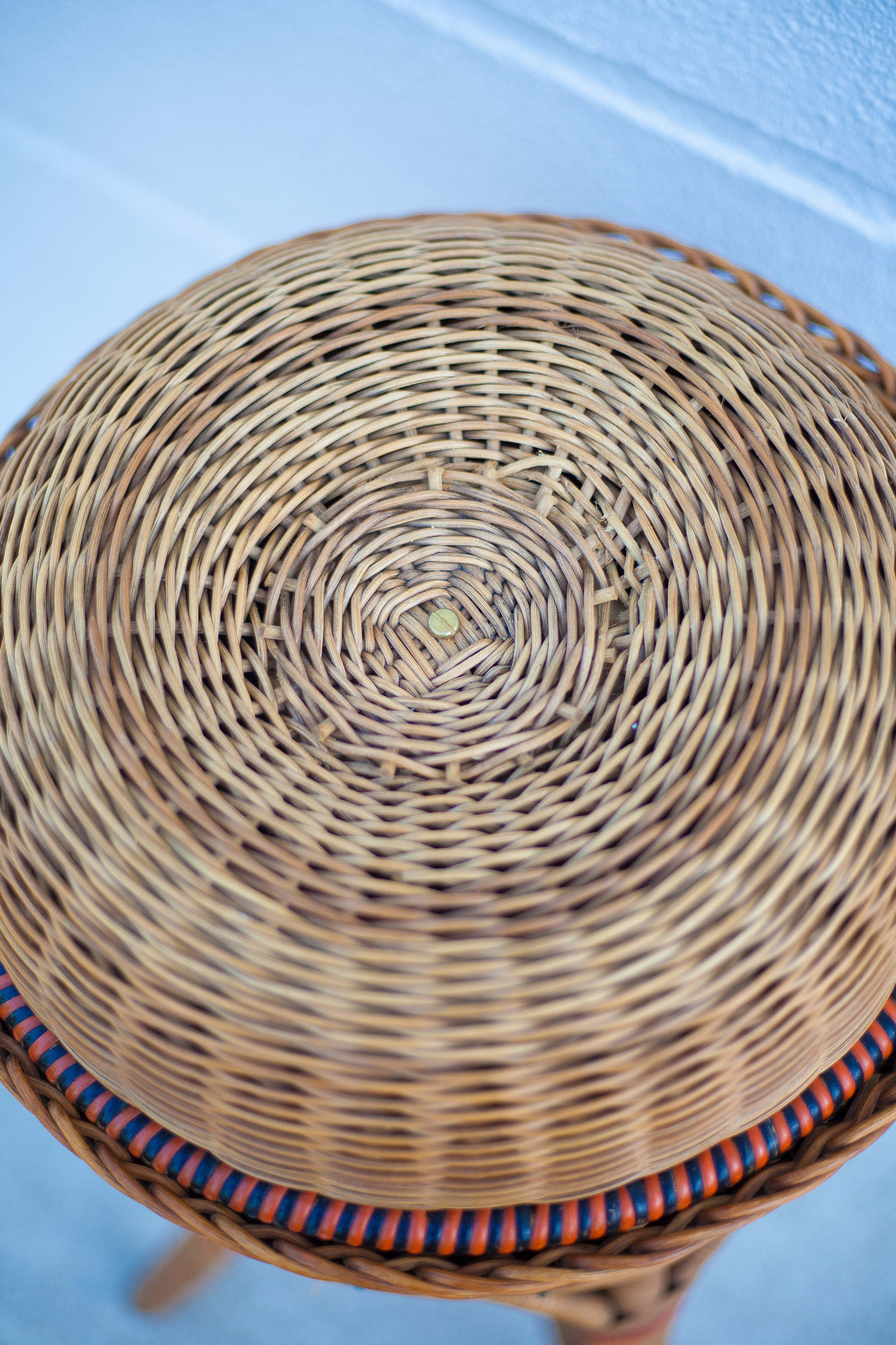 Rattan and Scoubidou Son Worker, Rattan Seamstress, Wicker, Standing ...