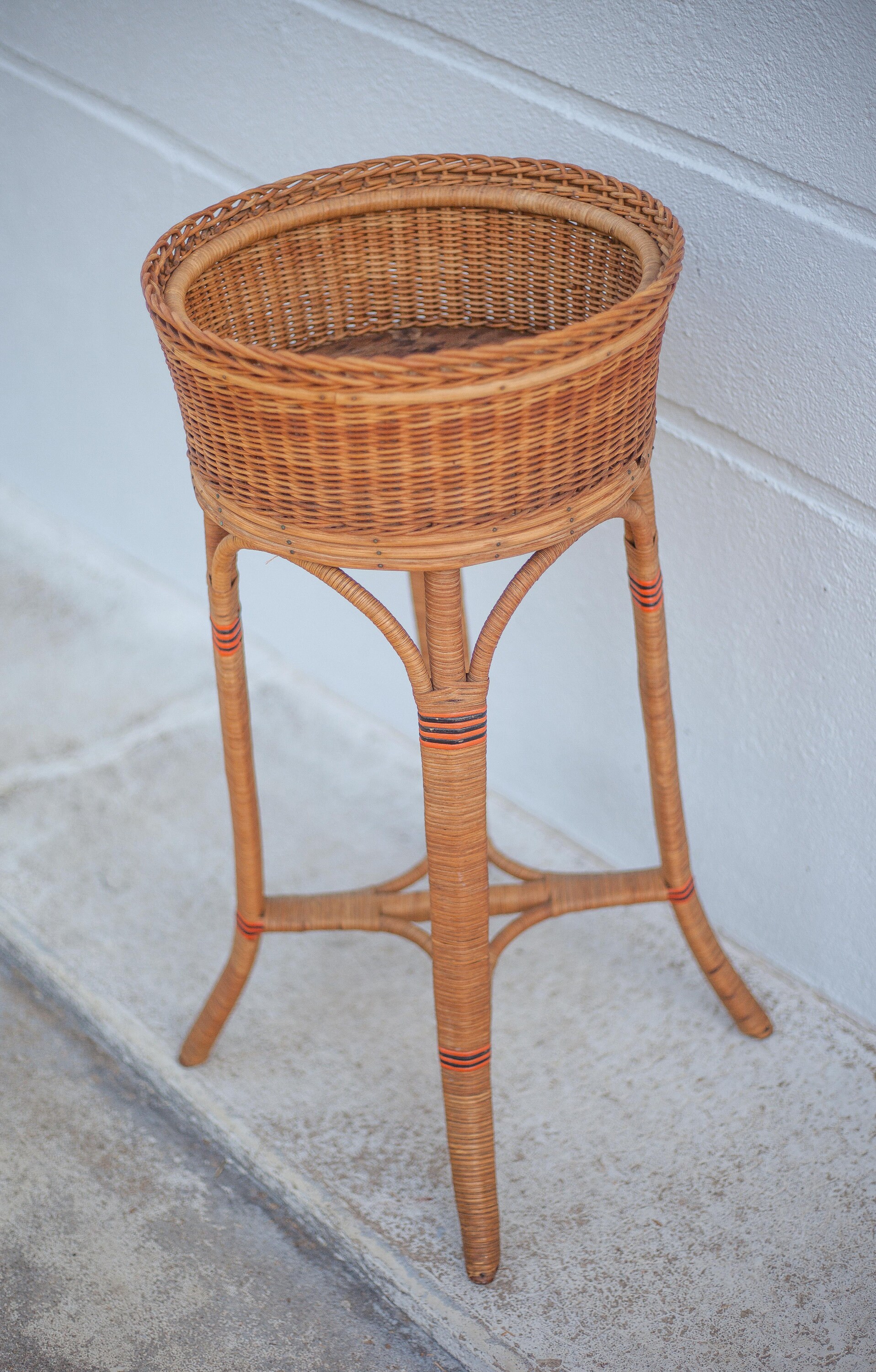Rattan and Scoubidou Son Worker, Rattan Seamstress, Wicker, Standing ...
