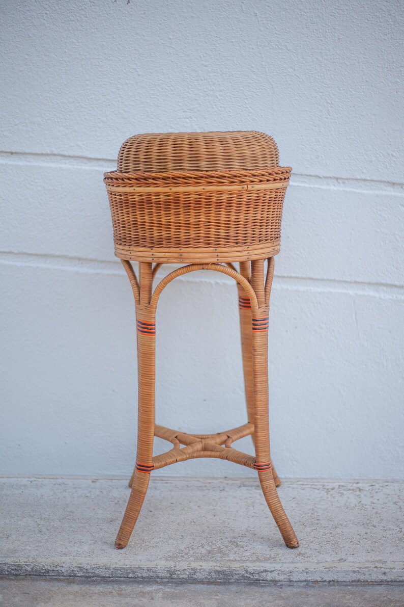 Rattan and Scoubidou Son Worker, Rattan Seamstress, Wicker, Standing ...