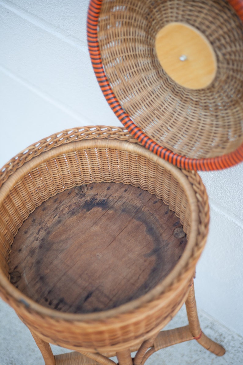 Rattan and Scoubidou Son Worker, Rattan Seamstress, Wicker, Standing ...