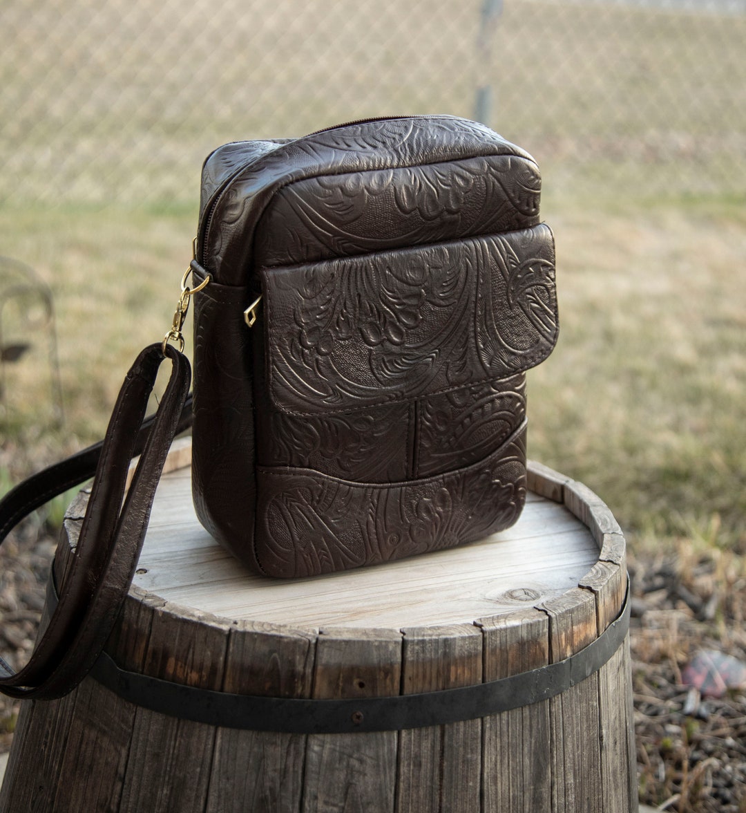 Ethnic Handmade Leather Crossover, Indigenous Product, Travel Bag ...