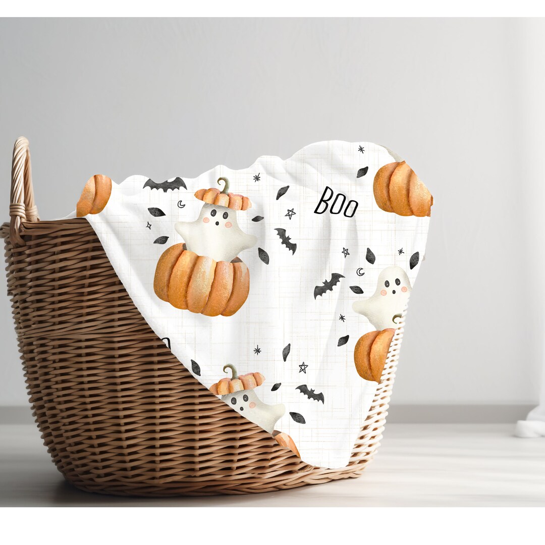 Neutral Halloween Ghost Pumpkin Throw Blanket, Cozy Halloween Blanket ...