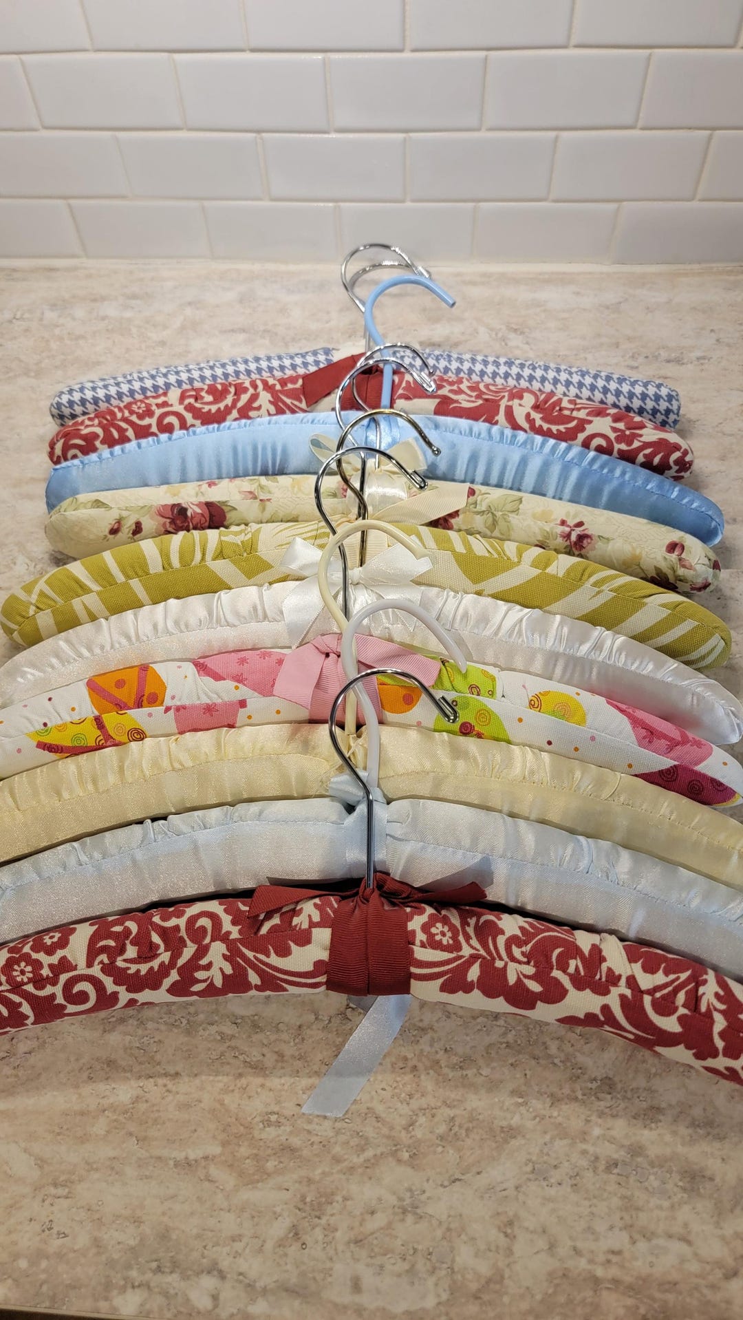 Vintage Set of 10 Clothes Hangers, Clothes Hangers, Retro Clothes ...