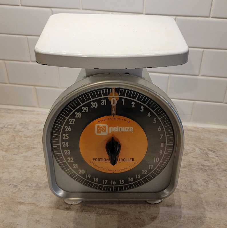 Vintage Kitchen Retro Scale Pelouze Y32 Model 32 by 1/4 Ounce Portion ...