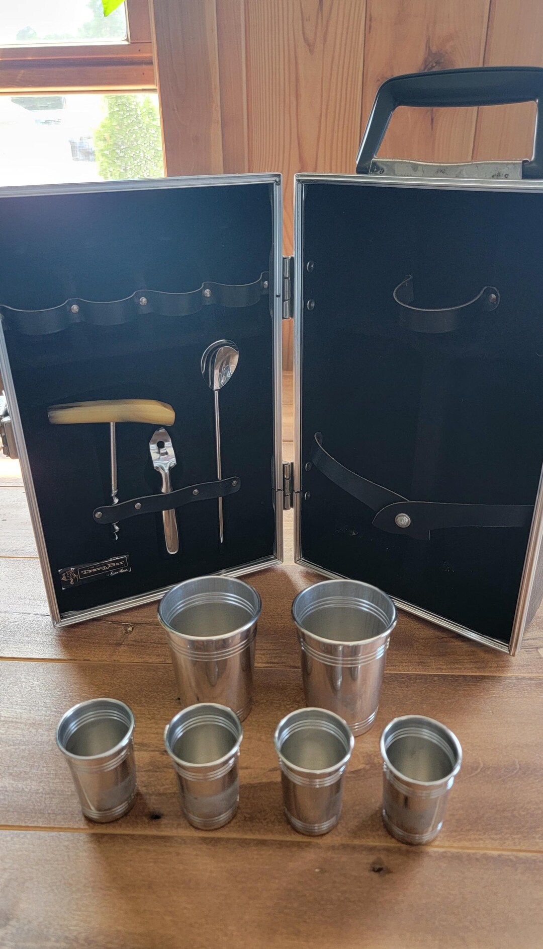 Mid Century Portable Travel Bar, Martini Cocktail Shaker Bar Set ...