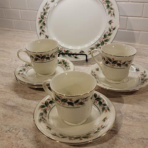 Vintage Christmas Dinnerware Plate Set, 11 Piece Porcelain Ware Holly ...