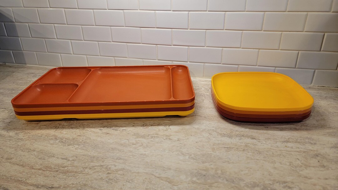 Vintage Tupperware Matching Dividing Lunch/dinner Trays and Plates, Set ...