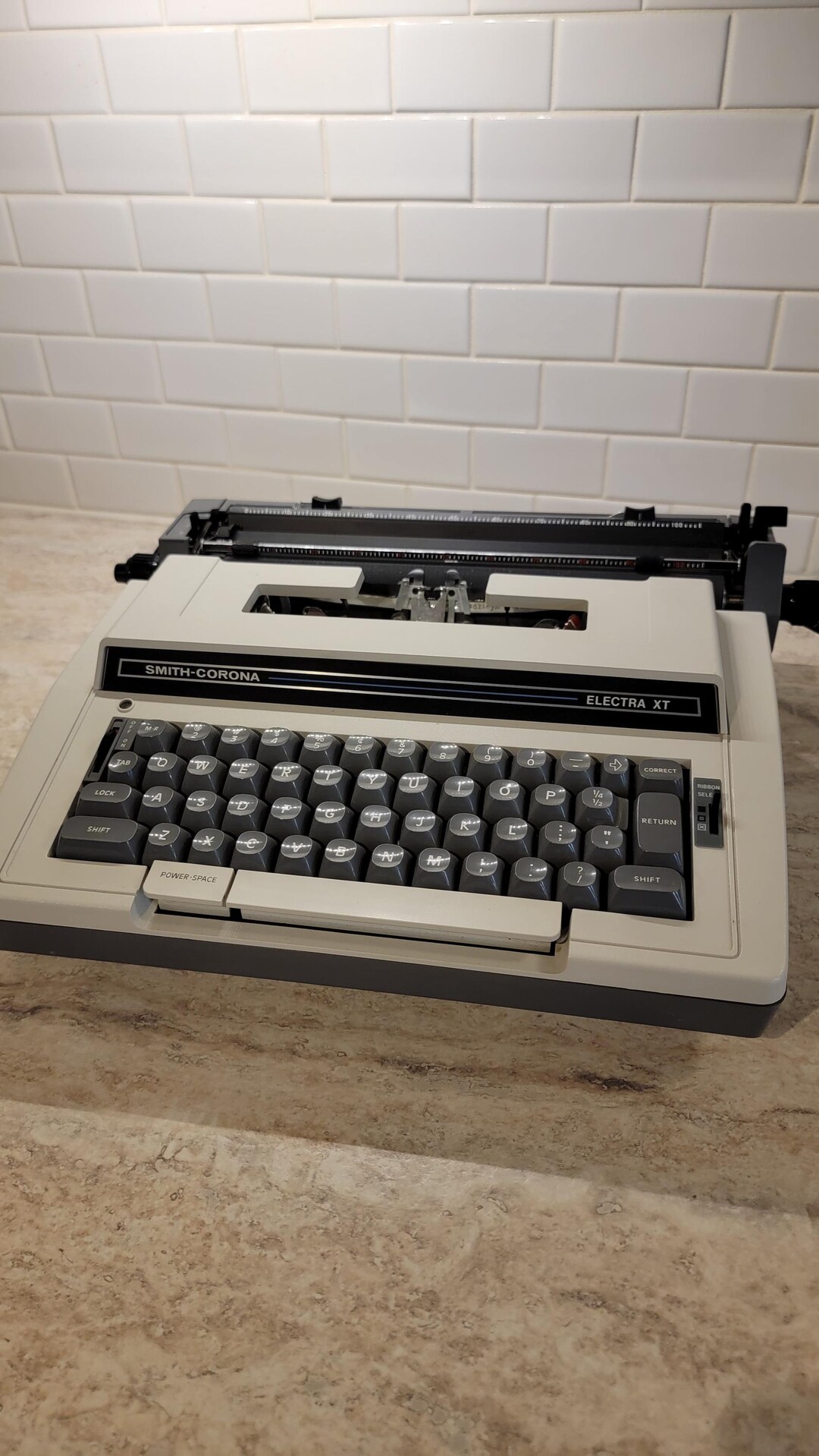 Vintage Smith Corona Electric Typewriter Electra XT, Portable ...