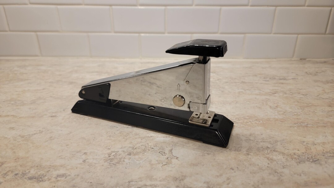 Vintage 1960’s Stapler, Black & Chrome Office Desk Standard Stapler ...