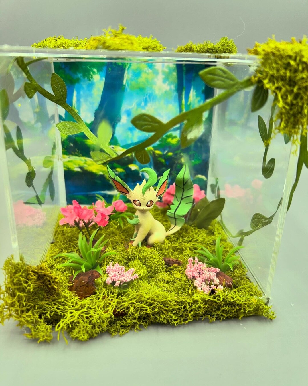 Leafeon Pokémon Terrarium Cube, Desk Display, Shelf Decoration POKEMON ...