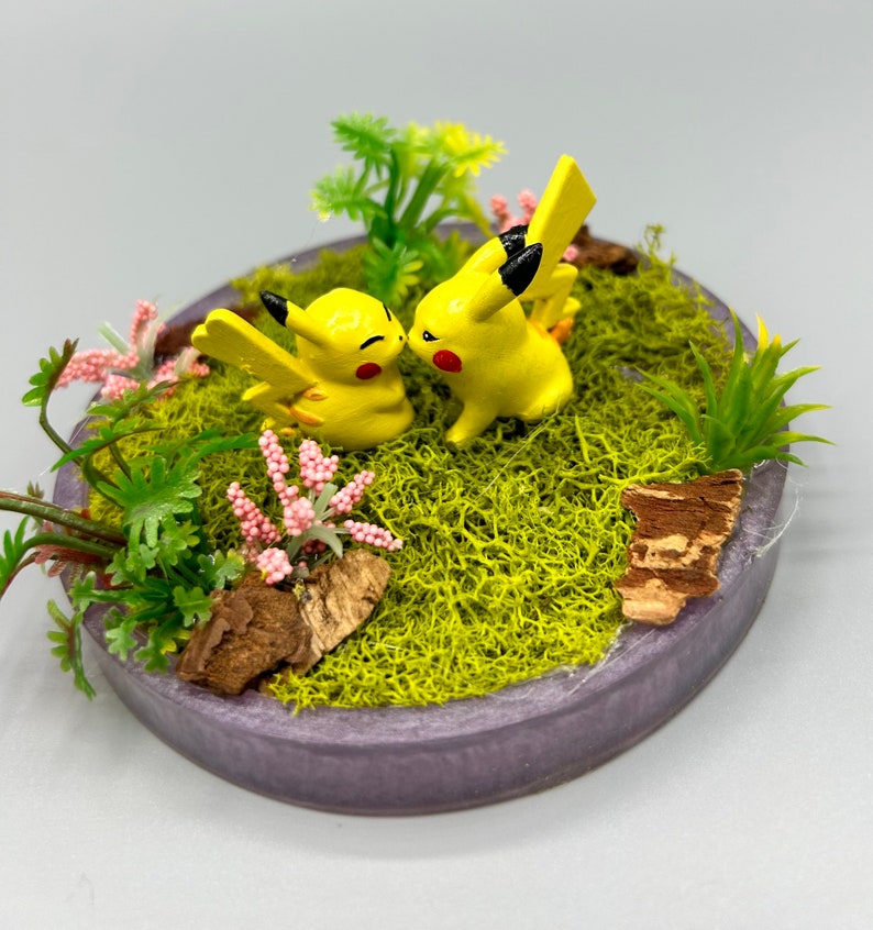 Pikachu Love Pokémon Terrarium, Desk Display, Shelf Decoration, POKEMON ...