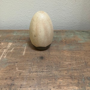 Vintage Wood Egg Folk Art Egg Painted Primitive Decorative Wooden Egg ...